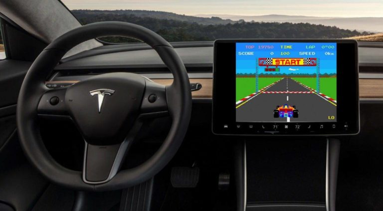 Tesla Arcade to Receive 3 New Games with v11 Software Update