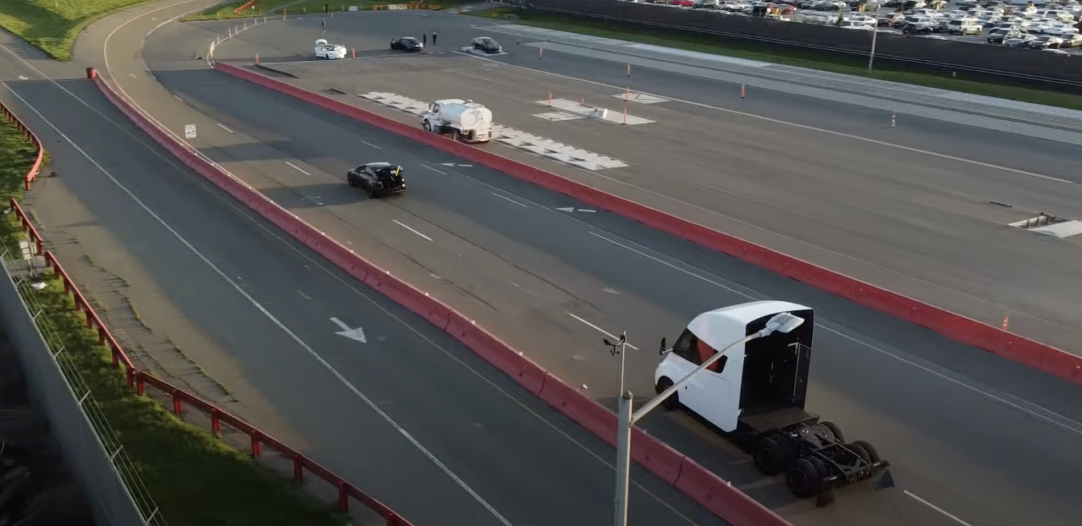 Tesla Semi Seen Filming on Test Track in CA - The Next Avenue